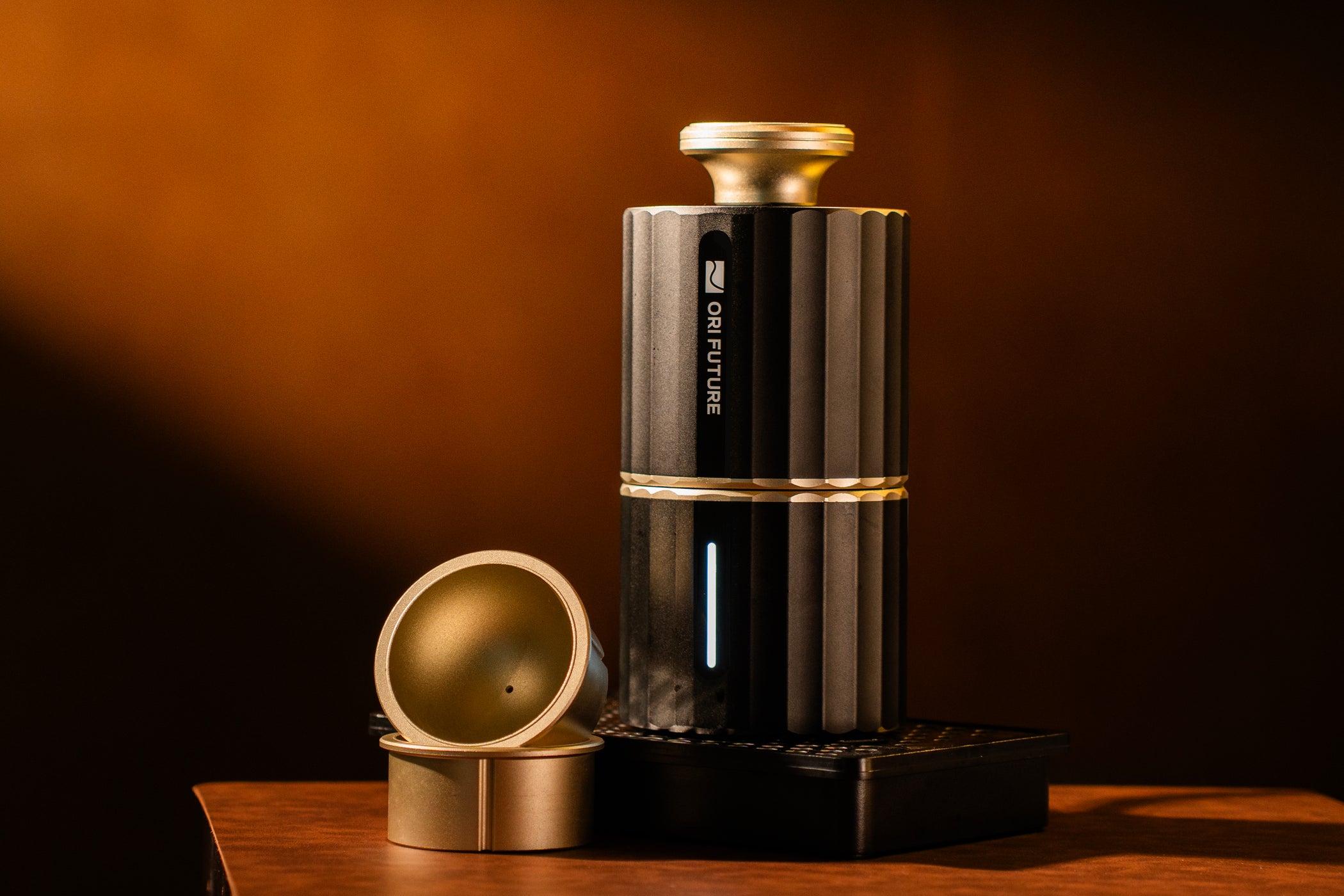 Transform your ice block into perfect shapes.